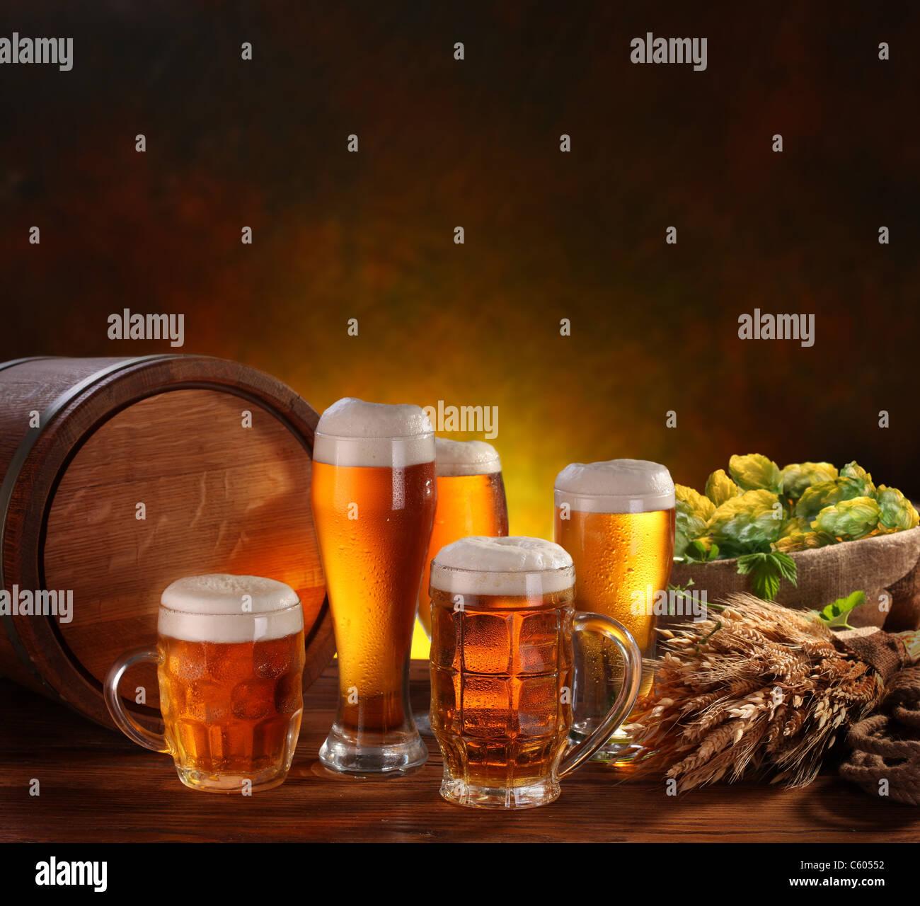 Still life keg beer hops hi-res stock photography and images - Alamy