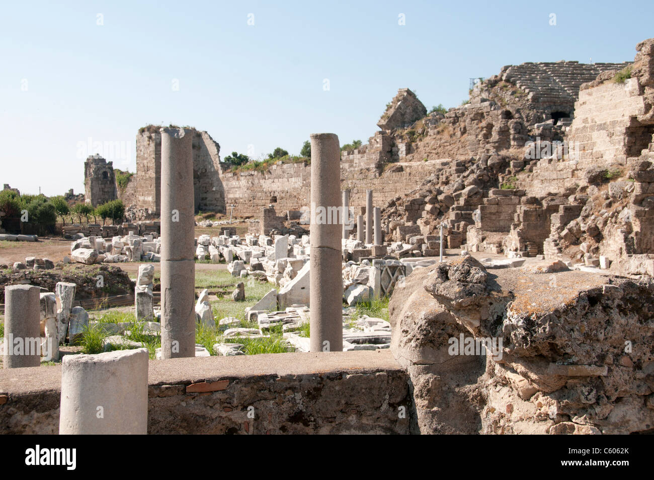Roman amphitheater archaeological site hi-res stock photography and ...