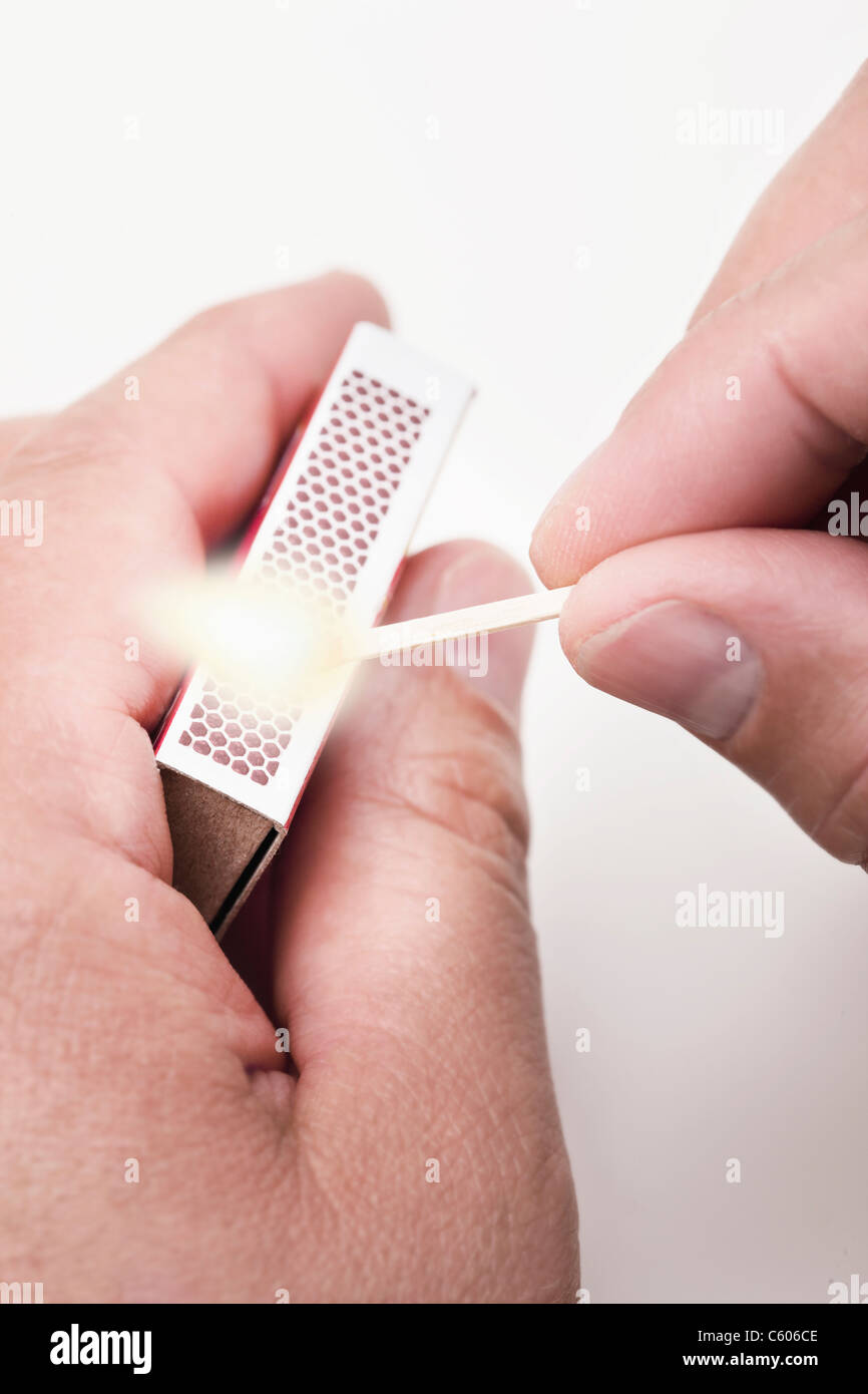 Hands holding matchbox hi-res stock photography and images - Alamy