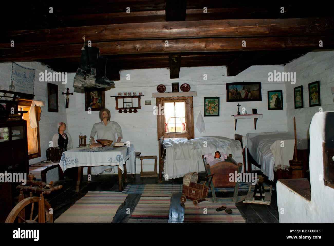 Peasant cottage interior hi-res stock photography and images - Alamy