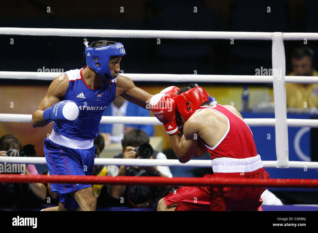 Boxing category Stock Photos & Images from Alamy