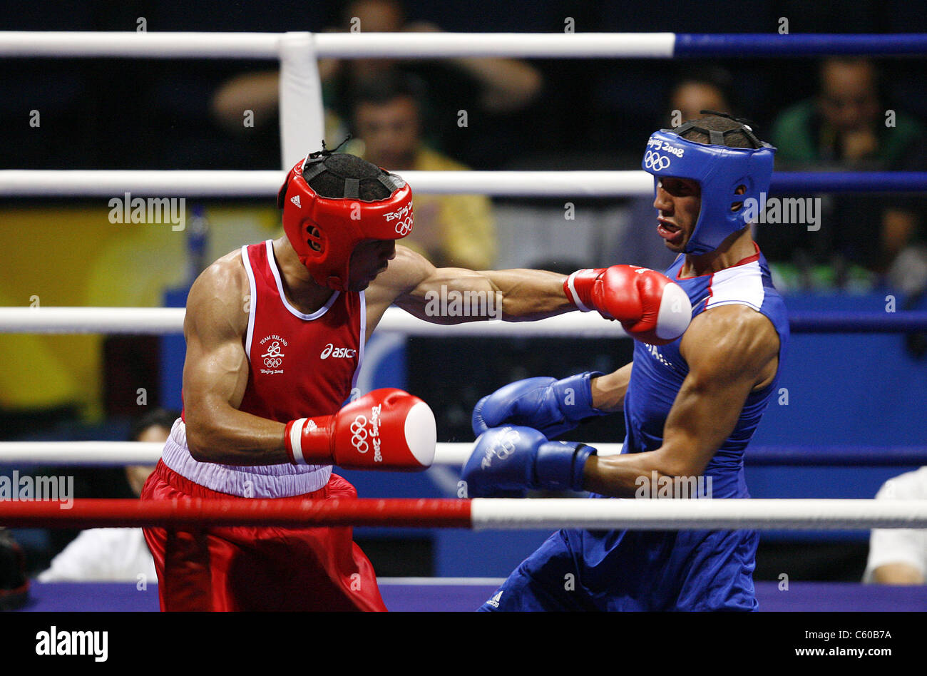 Boxing category Stock Photos & Images from Alamy