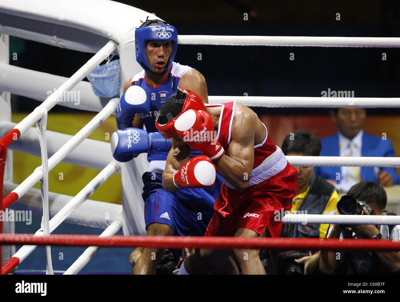 JAMES DEGALE V D SUTHERLAND OLYMPIC BOXING MENS SEMI FINAL WORKERS ...