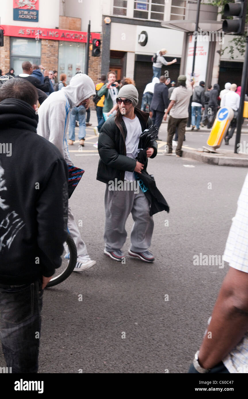 London Riots - Hackney Central, Mare Street, 8/8/2011 Stock Photo - Alamy