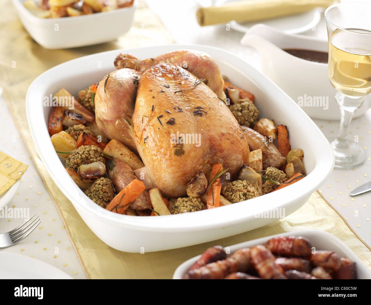 Chicken gravy boat hi-res stock photography and images - Alamy