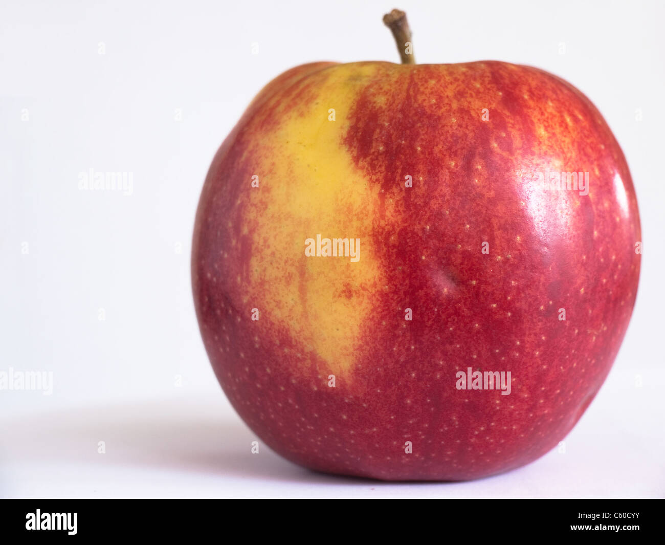 Apple on white background with shadow Stock Photo - Alamy