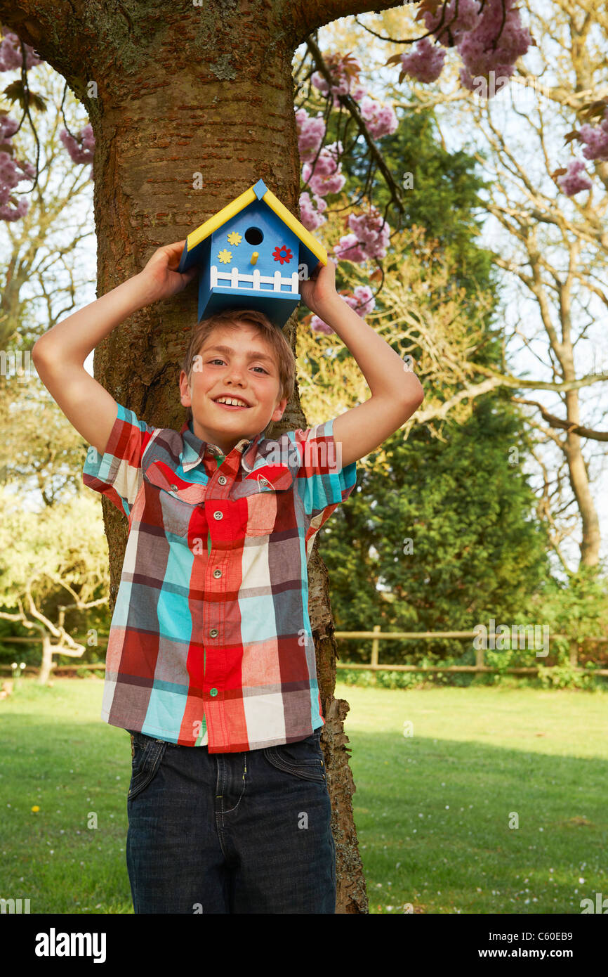 Birdhouse hi-res stock photography and images - Alamy