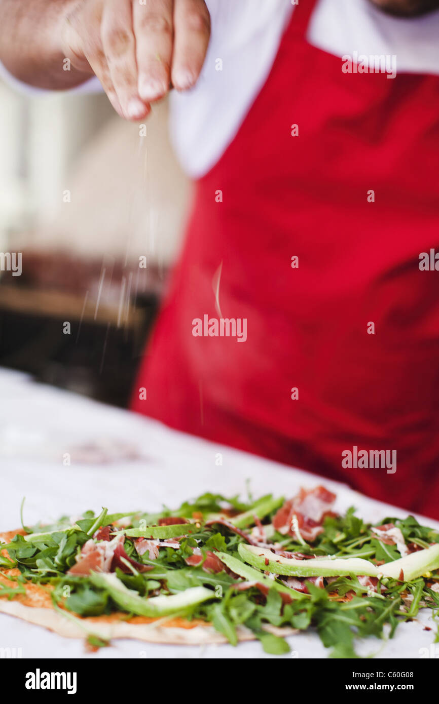 Sprinkling spices hi-res stock photography and images - Alamy