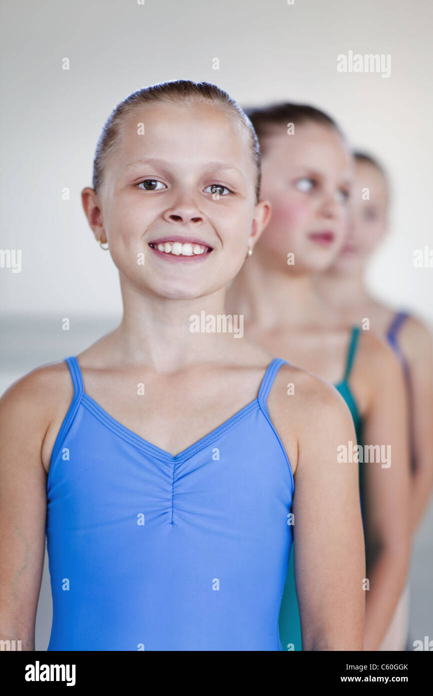Dancer standing on studio hi-res stock photography and images - Alamy