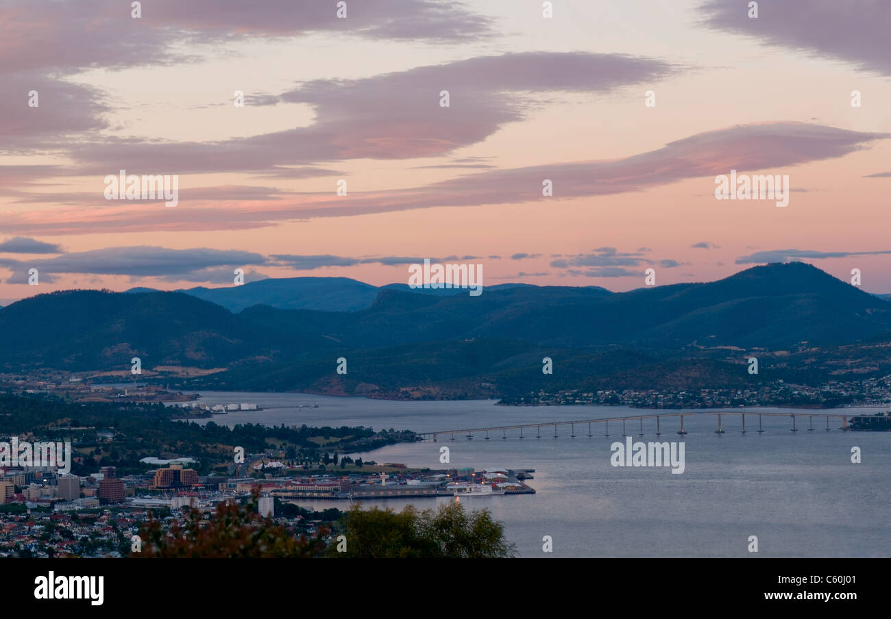 Hobart sunset buildings hi-res stock photography and images - Alamy