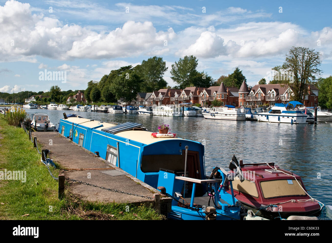 Cookham berkshire hi-res stock photography and images - Alamy