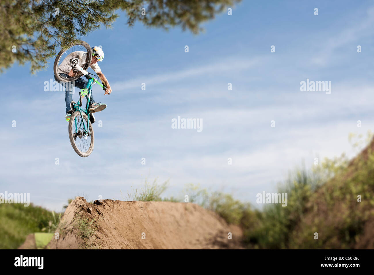 Tricking hi-res stock photography and images - Alamy