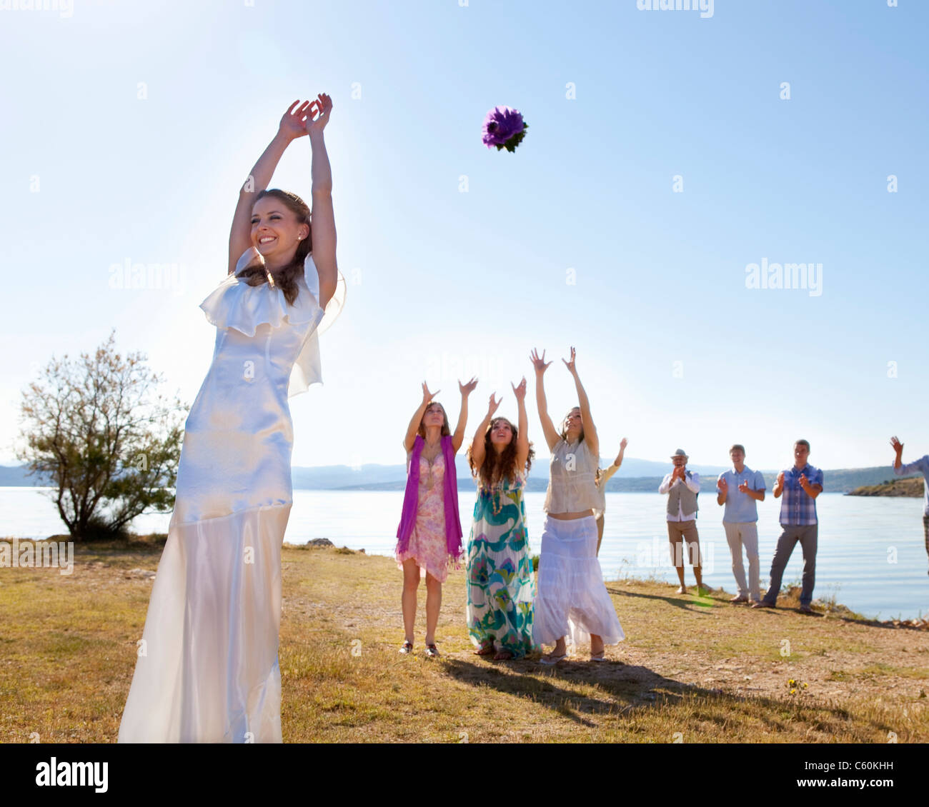 Tossing bouquet hi-res stock photography and images - Alamy