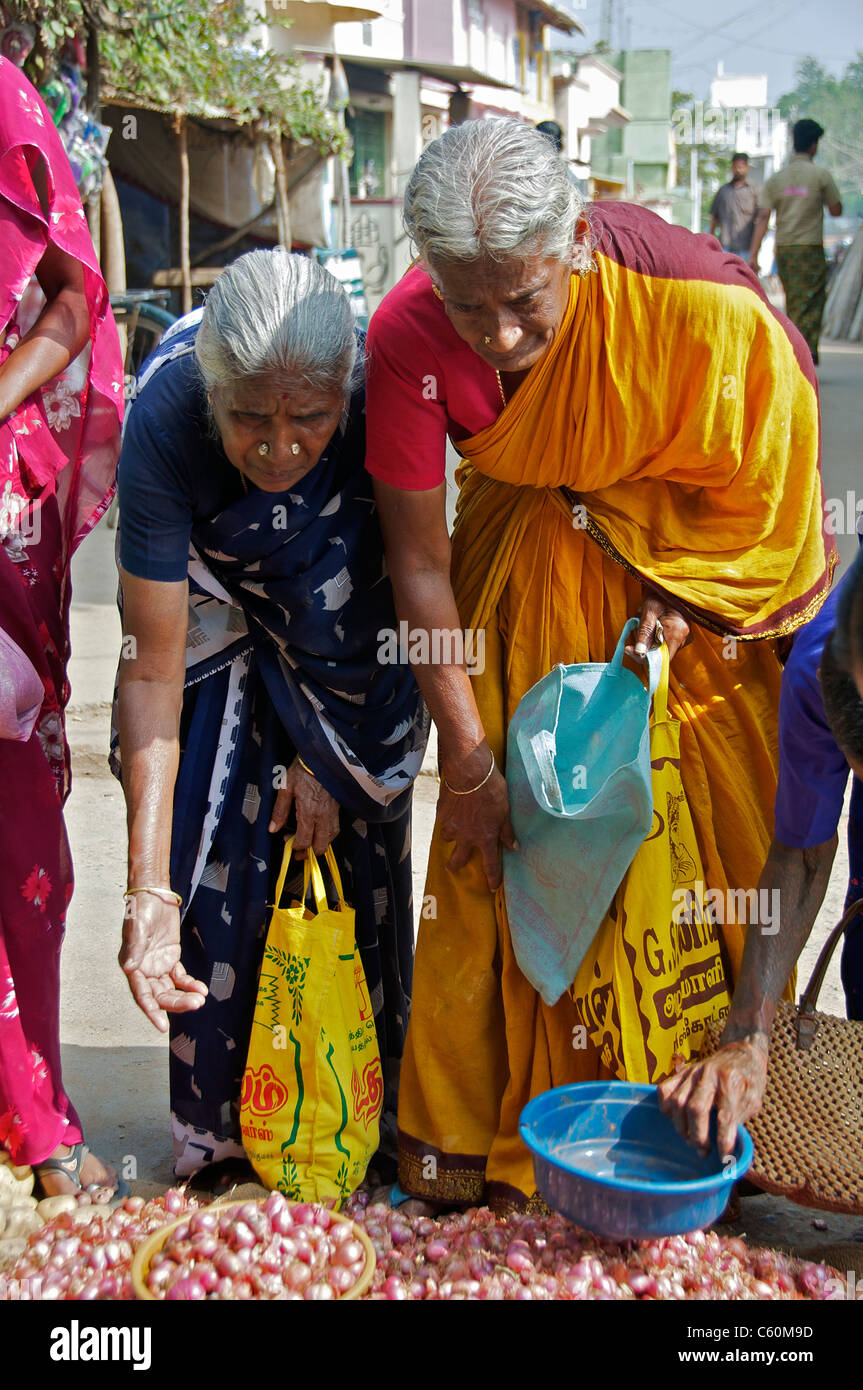 Tamil village women hi-res stock photography and images - Alamy