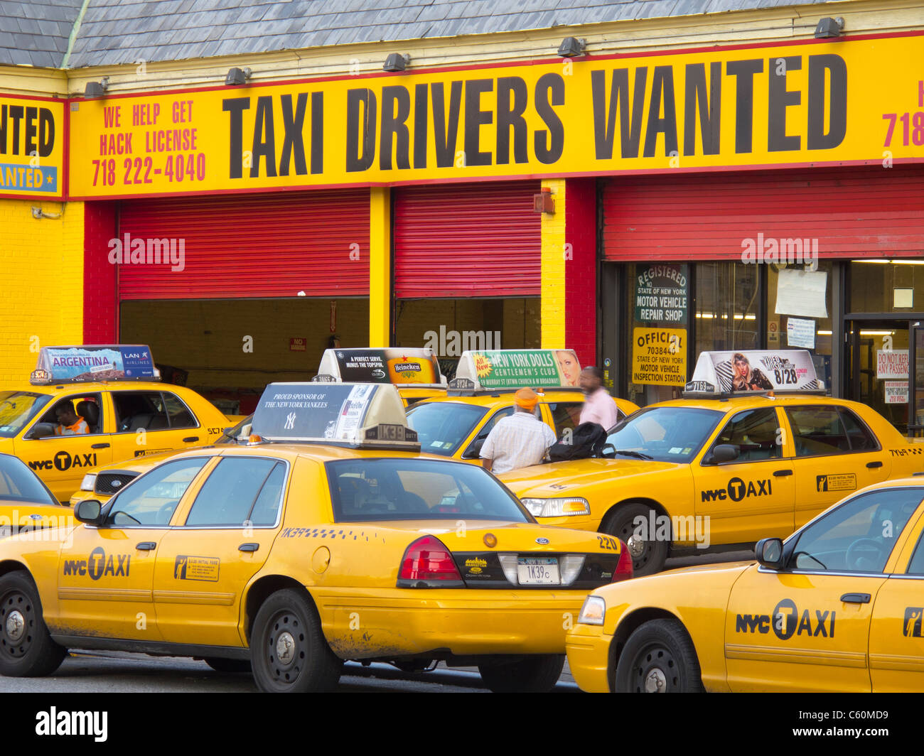 Nyc taxi garage hi-res stock photography and images - Alamy