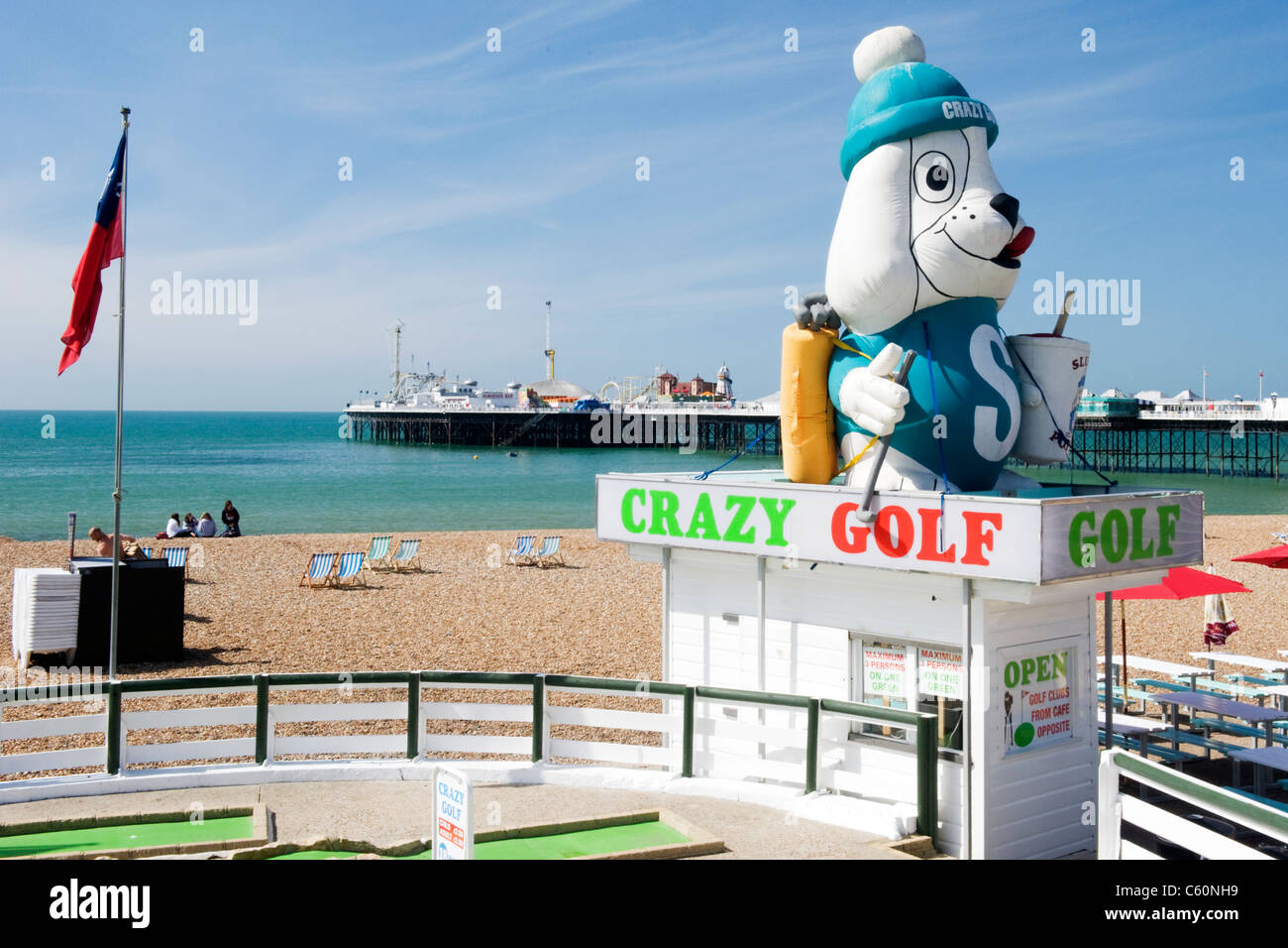 Golf drive brighton hi-res stock photography and images - Alamy
