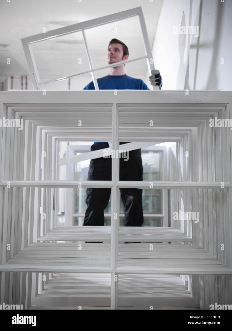 Lifting frames hi-res stock photography and images - Alamy