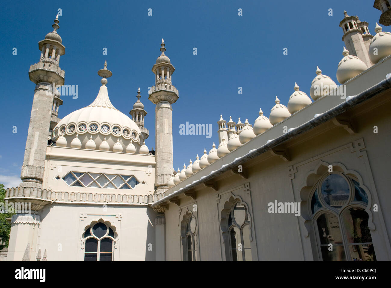 Brighton royal pavilion onion domes hi-res stock photography and images ...