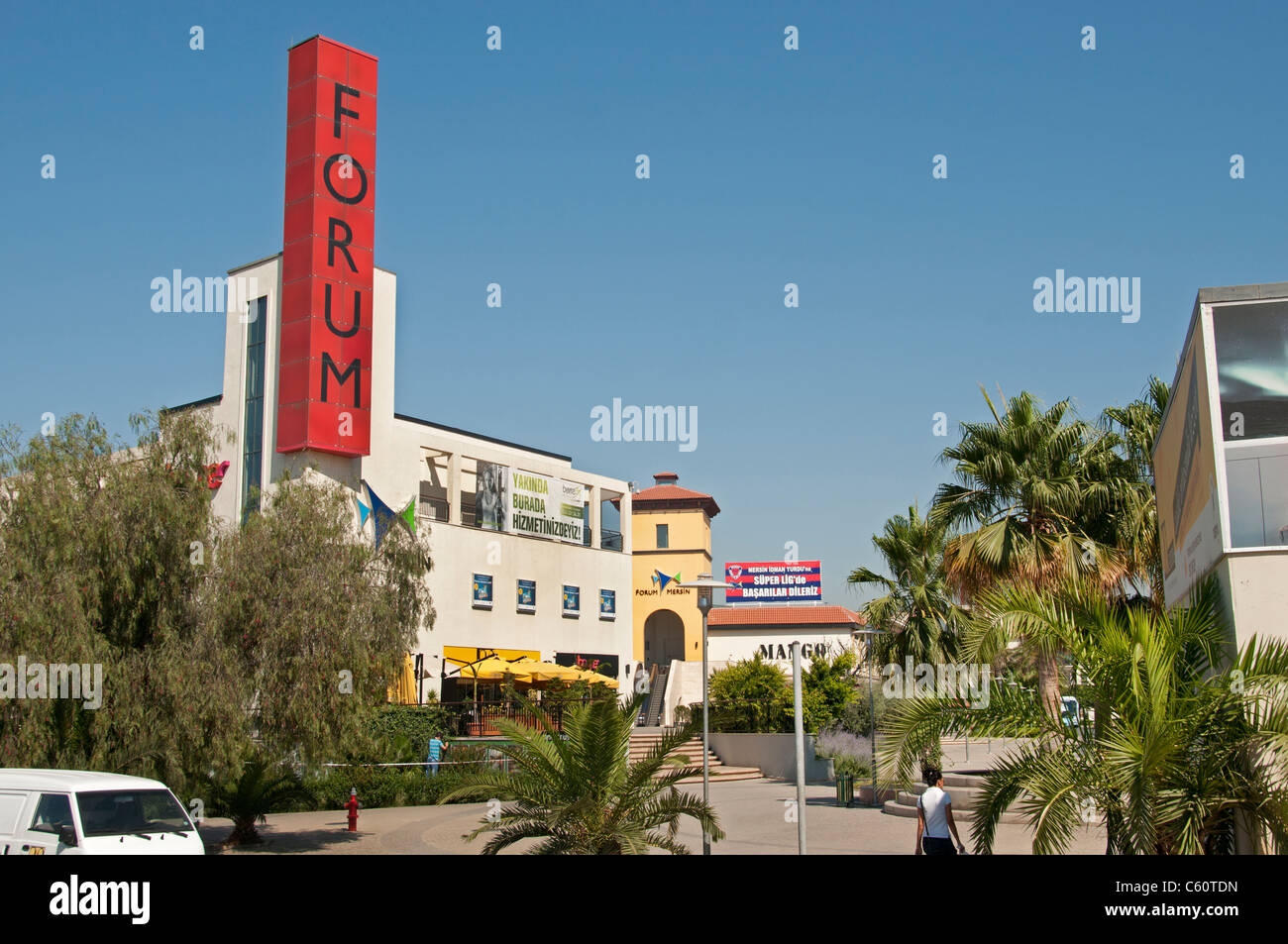 Wealth shopping center hi-res stock photography and images - Alamy