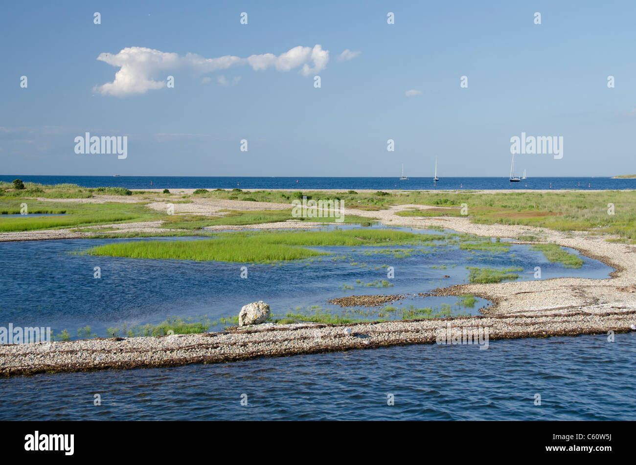 Cuttyhunk hi-res stock photography and images - Alamy