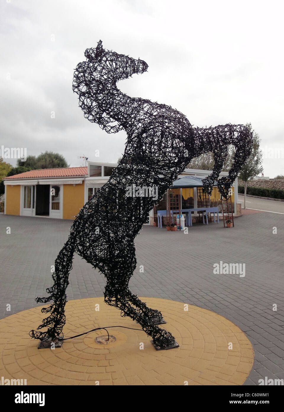 Wire frame animal hi-res stock photography and images - Alamy