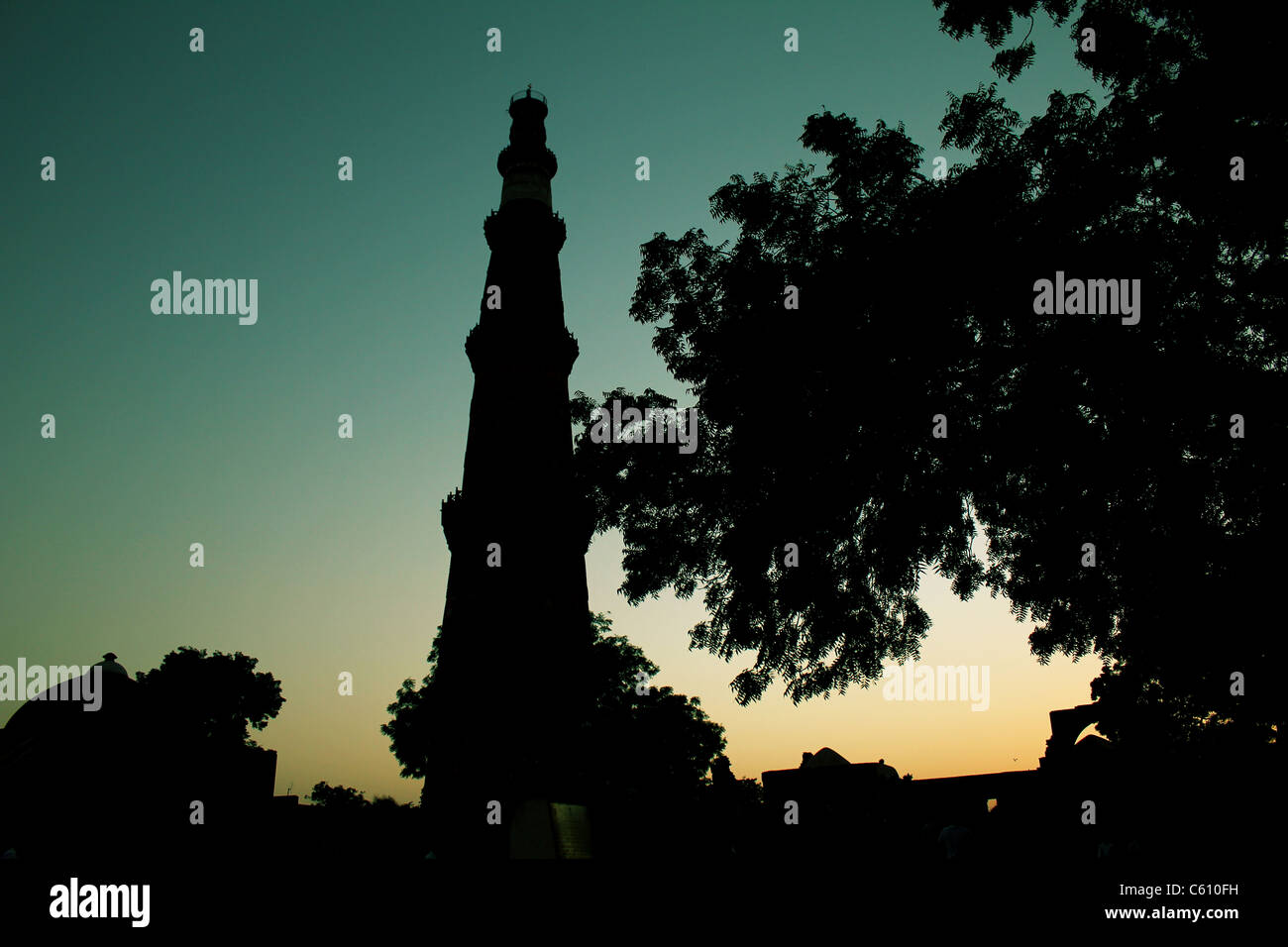 qutub minar silhouette in retro color Stock Photo - Alamy