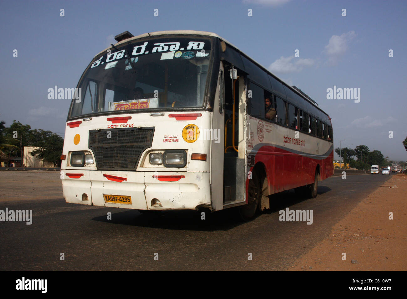 Overload Bus India Stock Photos & Overload Bus India Stock Images - Alamy