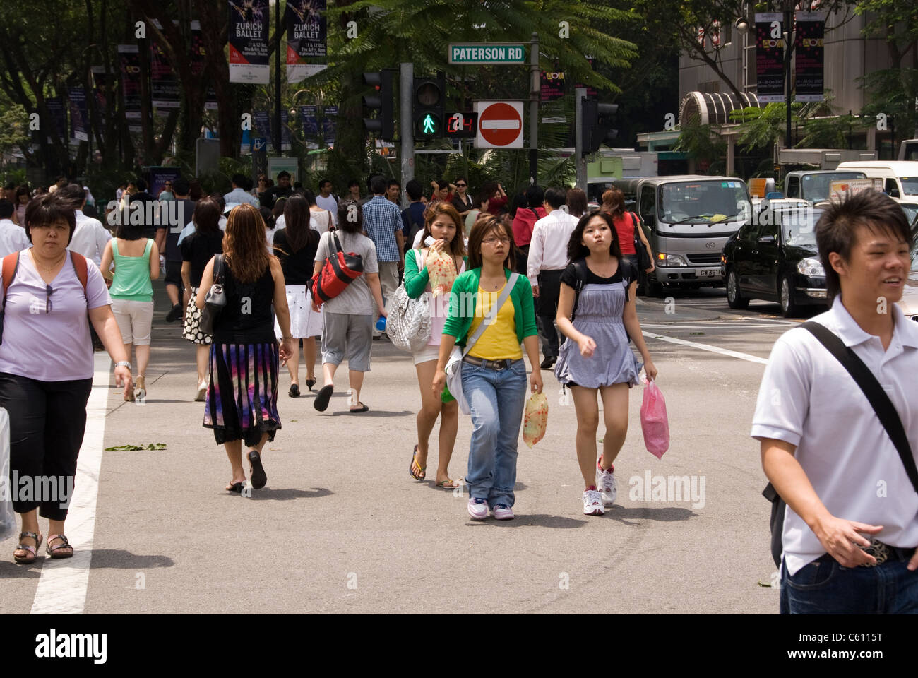 Pedestrians crossing intersection of Paterson Road and Orchard Road ...