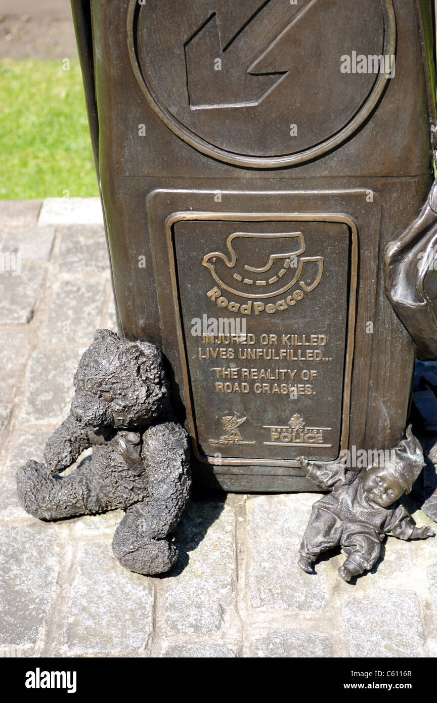 Road Peace memorial, St John's Gardens, Liverpool, Merseyside, England ...
