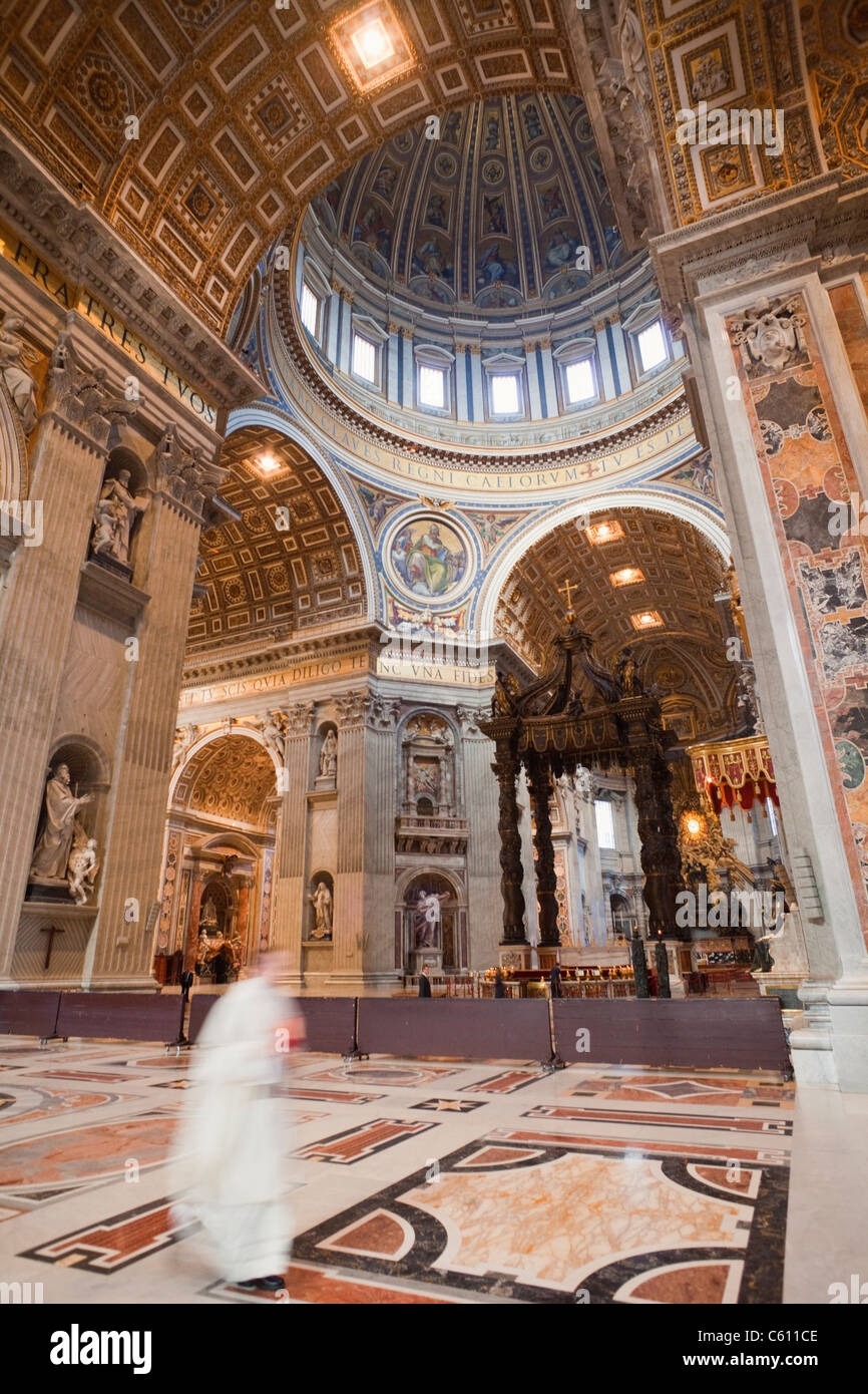 Interior of st peters basilica hi-res stock photography and images - Alamy