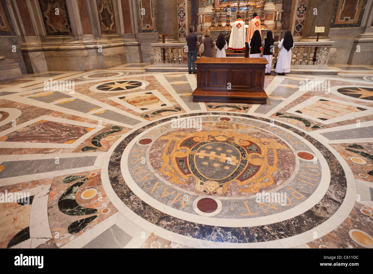 St. peter's rome floor hi-res stock photography and images - Alamy