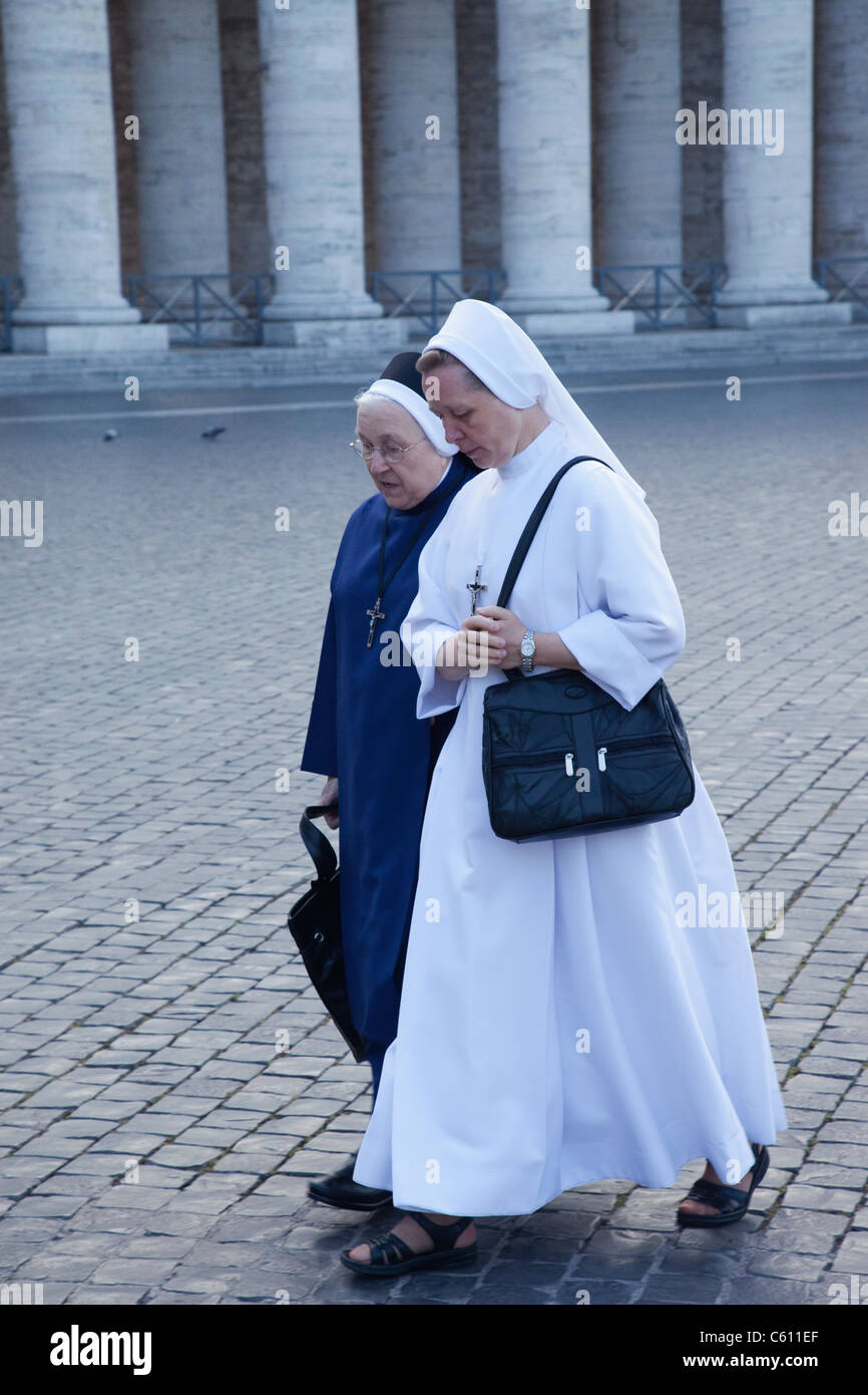 Italy, Rome, The Vatican, Nuns Walking at St. Peter's Basilica Stock ...