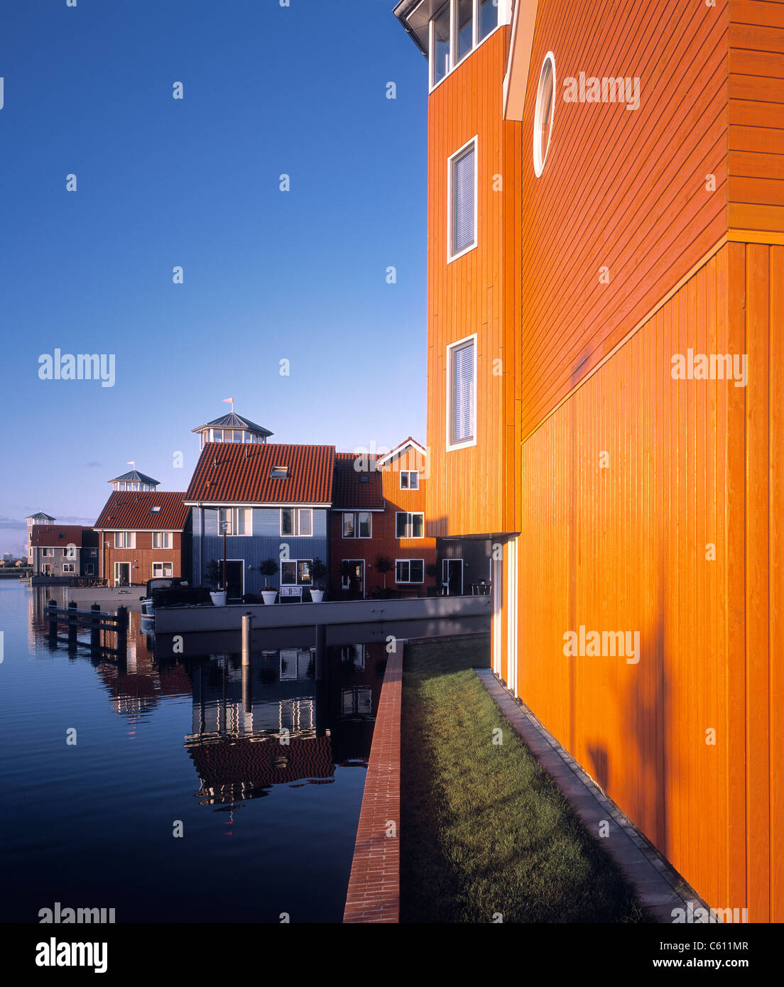 Newly built colorful housing alongside canal in The Netherlands Stock ...
