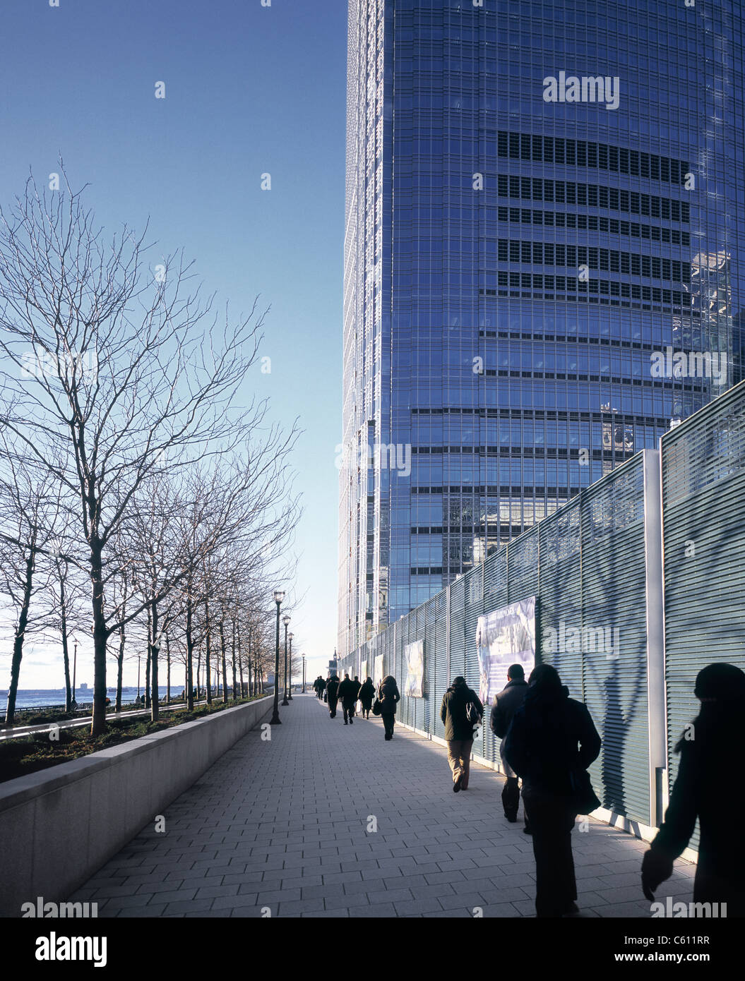 Another working day for office workers in New York, United States Stock ...