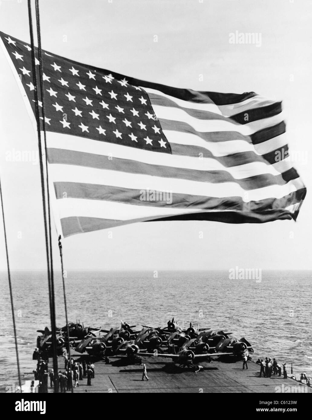 Ww2 flight deck hi-res stock photography and images - Alamy