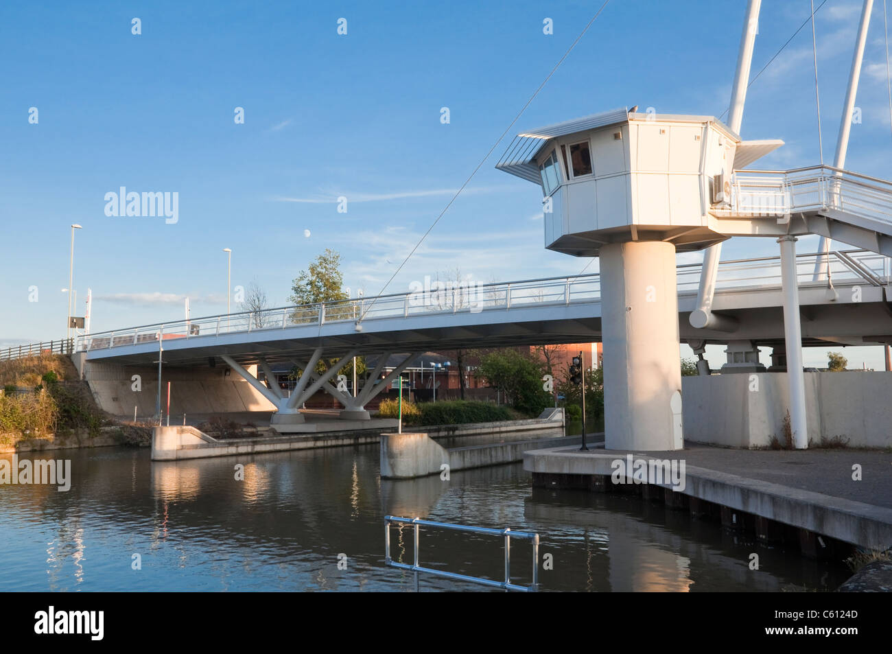 St Ann Way Bridge, Gloucester Docks / Sharpness Canal, Gloucestershire ...