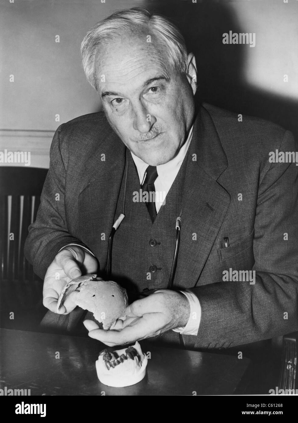 Louis leakey hi-res stock photography and images - Alamy