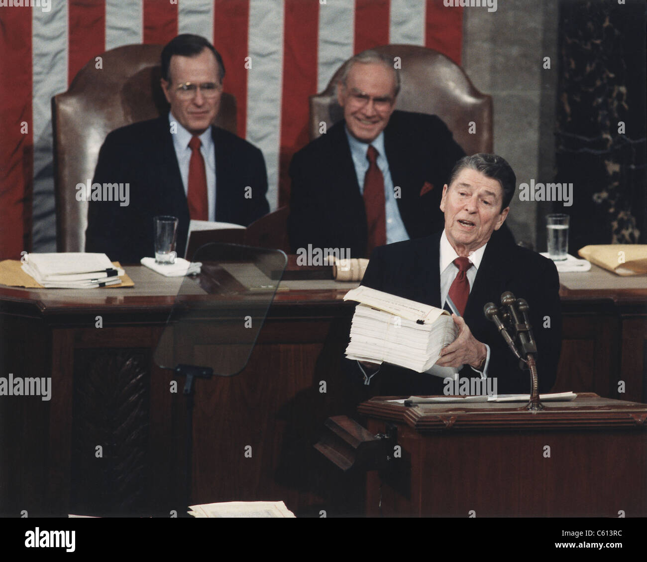 Reagan speaking congress hi-res stock photography and images - Alamy