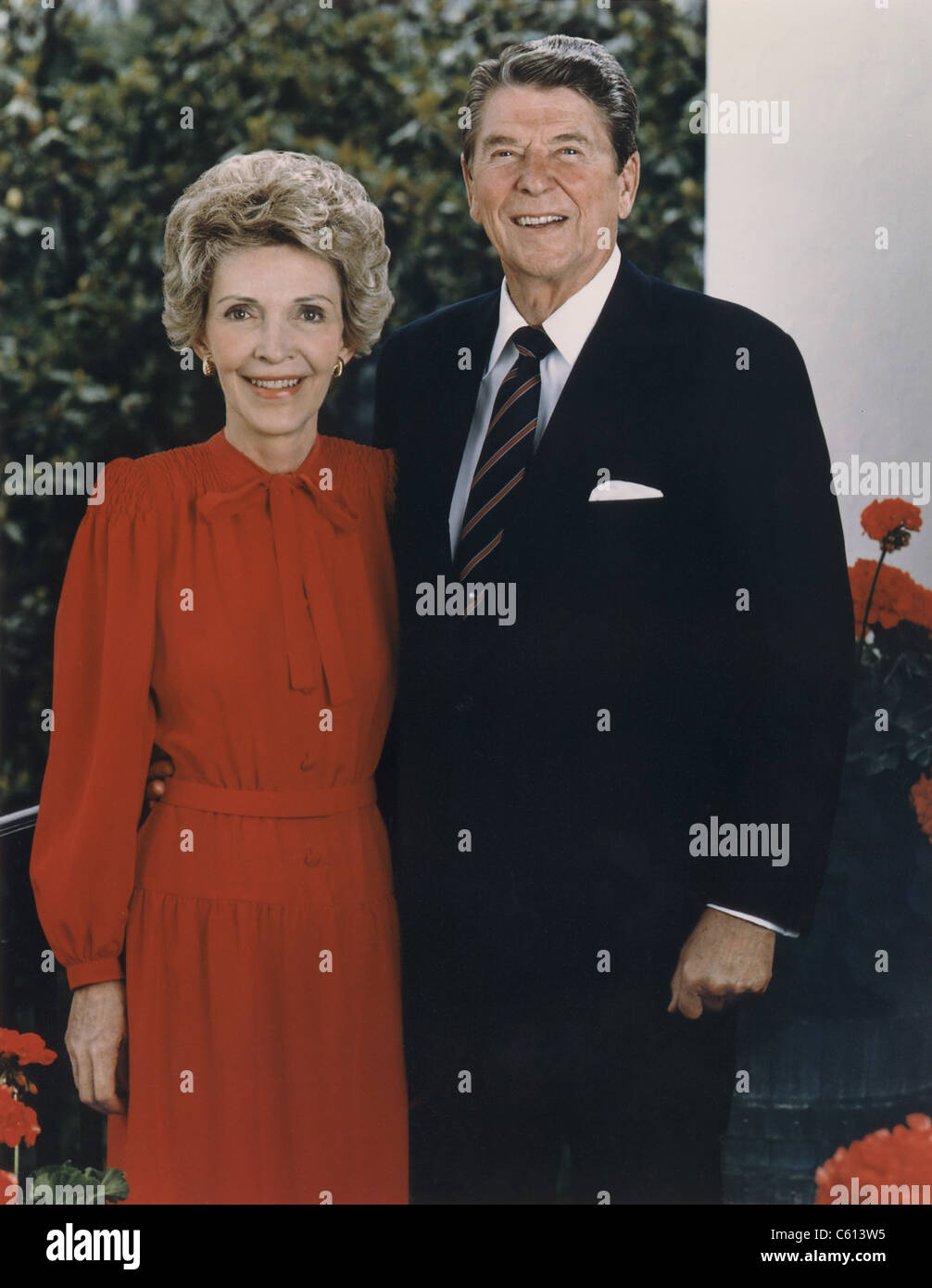 Official second term portrait of President and First Lady Nancy Reagan ...