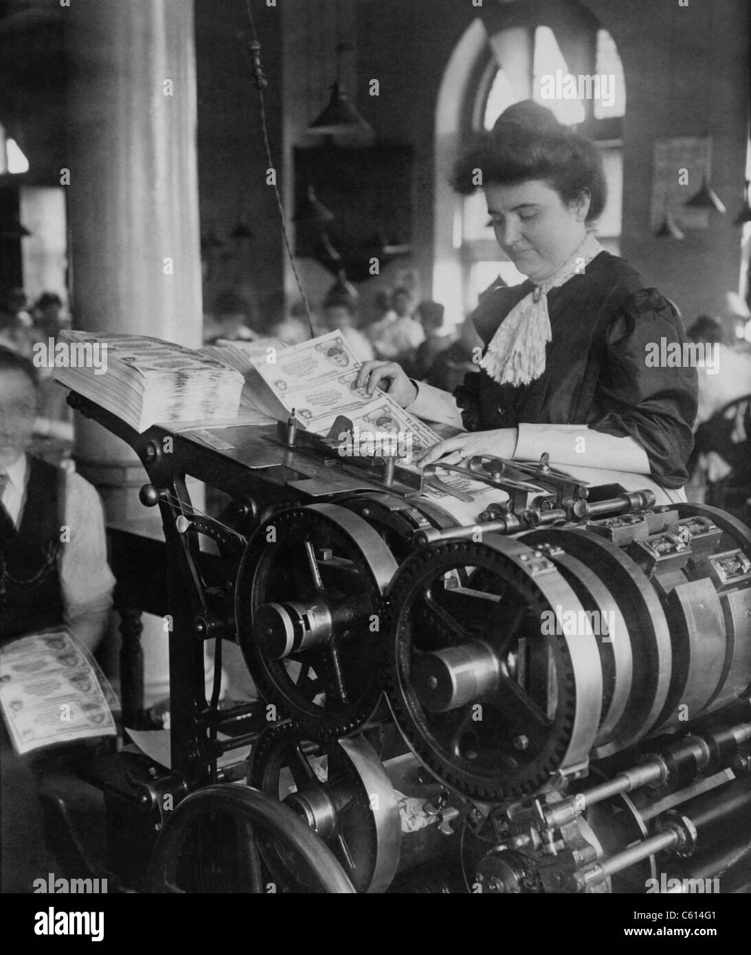 Women printing 5 certificates at the U.S. Bureau of Engraving and ...