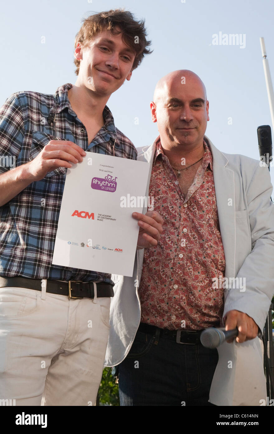 Mayor's Rhythm of London Busk-Off Finale, Tom Hyatt with Judge Tony ...