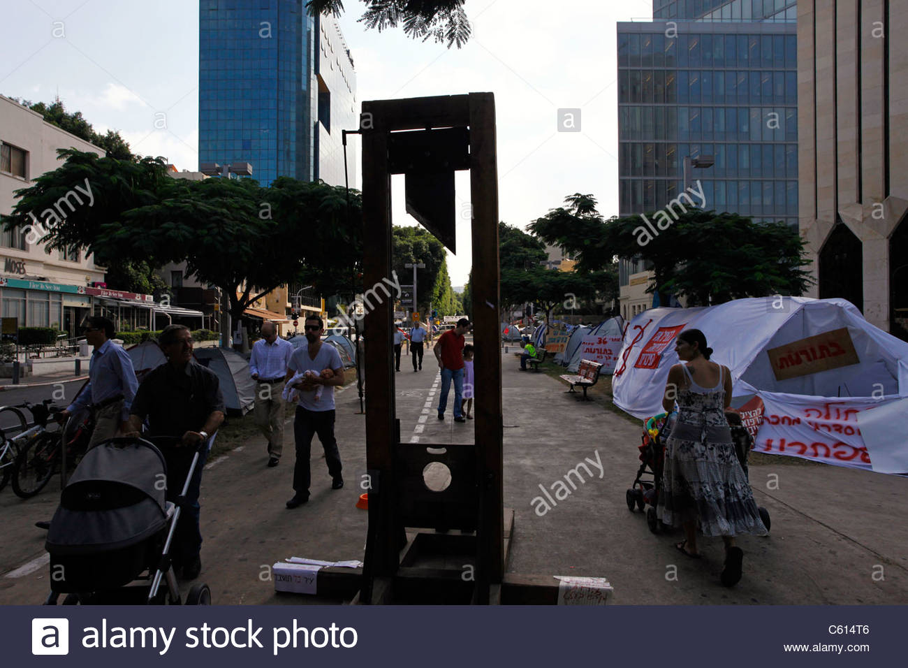 French Revolution Symbol Stock Photos & French Revolution Symbol Stock ...