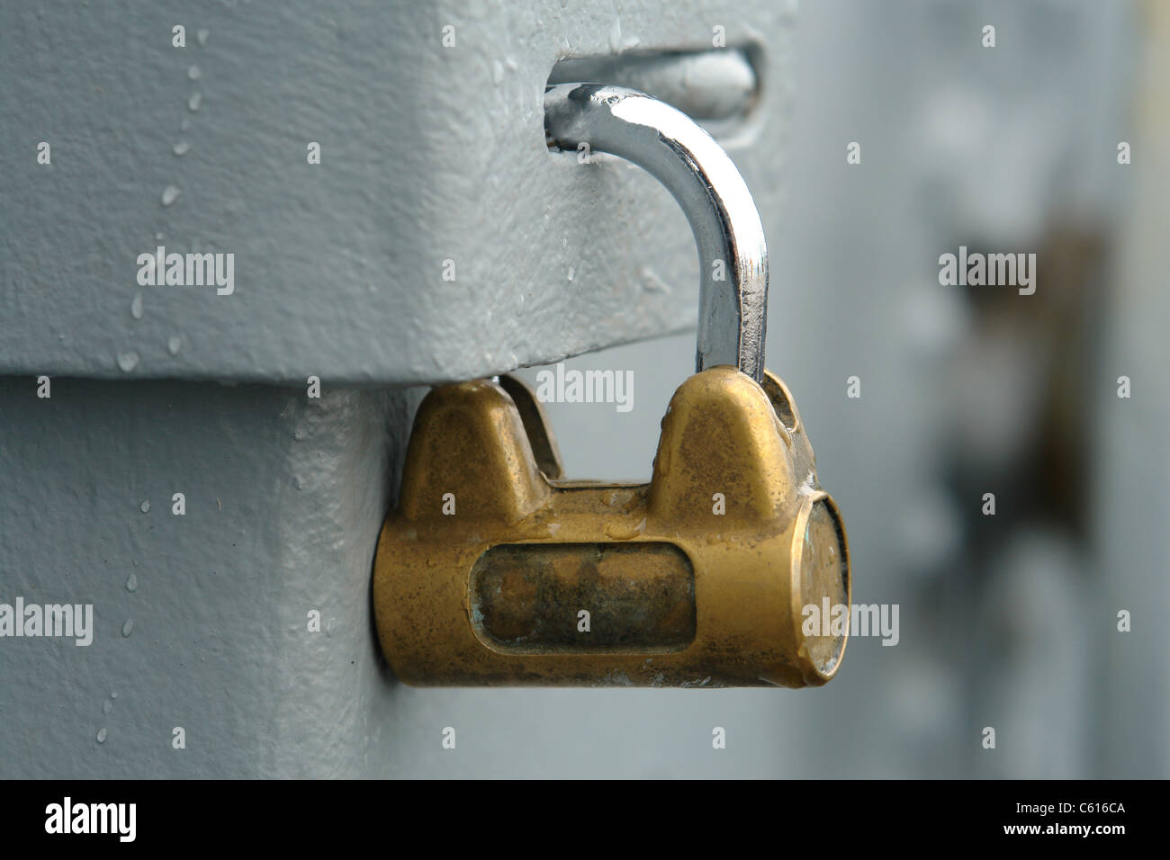 Pad lock hi-res stock photography and images - Alamy