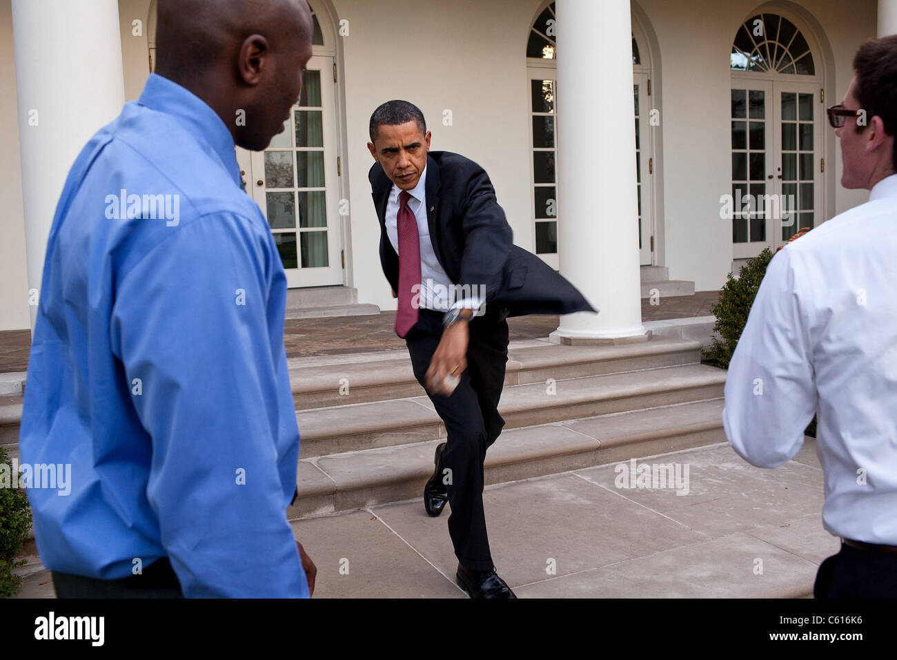 President Obama practices for the ceremonial first pitch for the ...