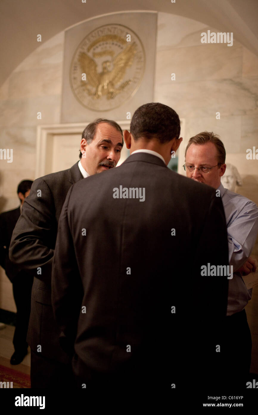 President Obama in a briefing with David Axelrod left and Press ...