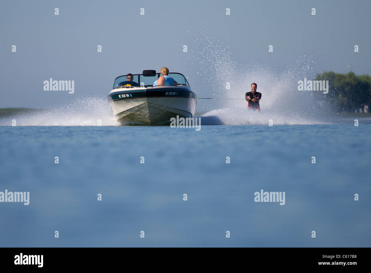 Approach boat hi-res stock photography and images - Alamy