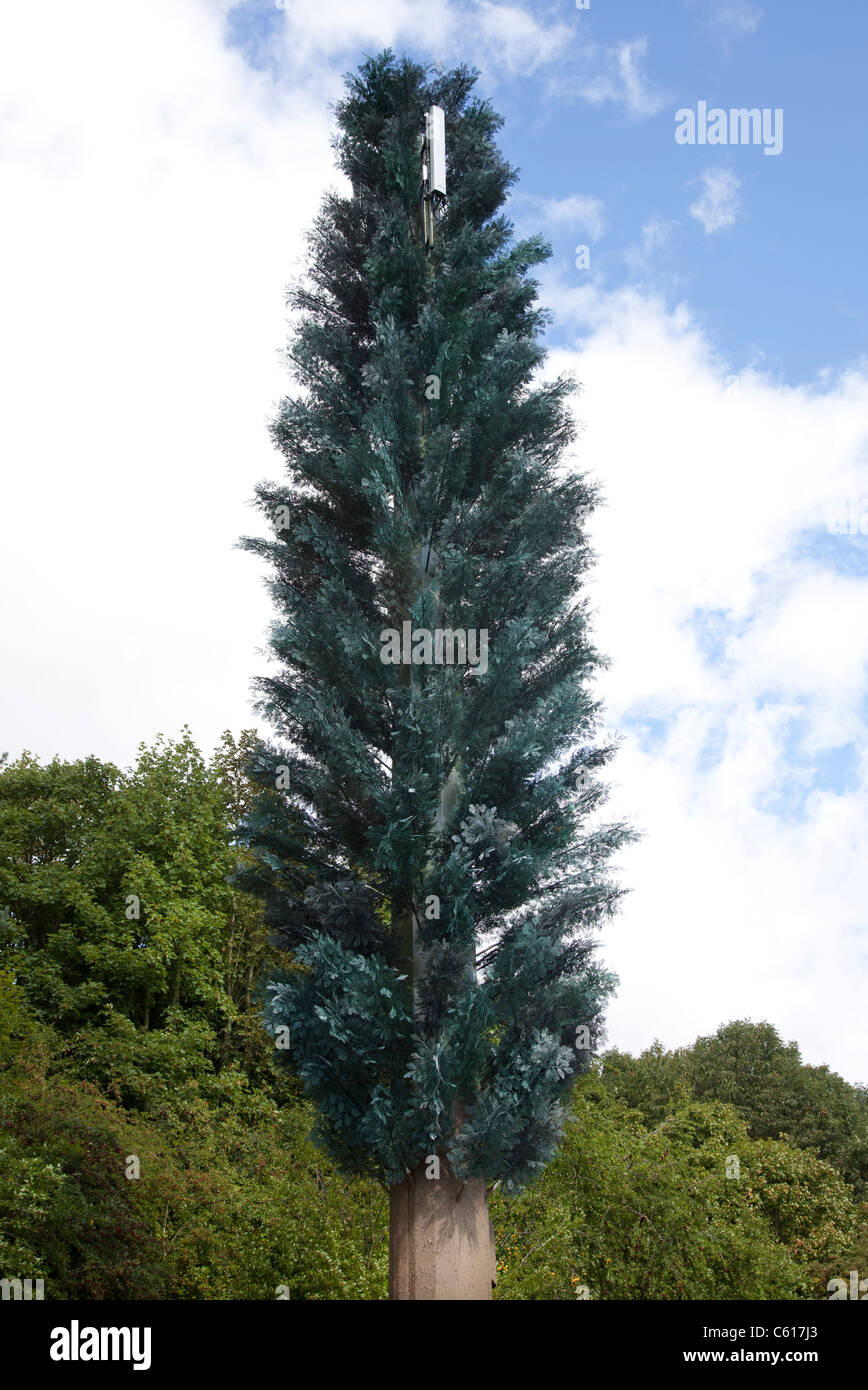 Hidden mast hi-res stock photography and images - Alamy