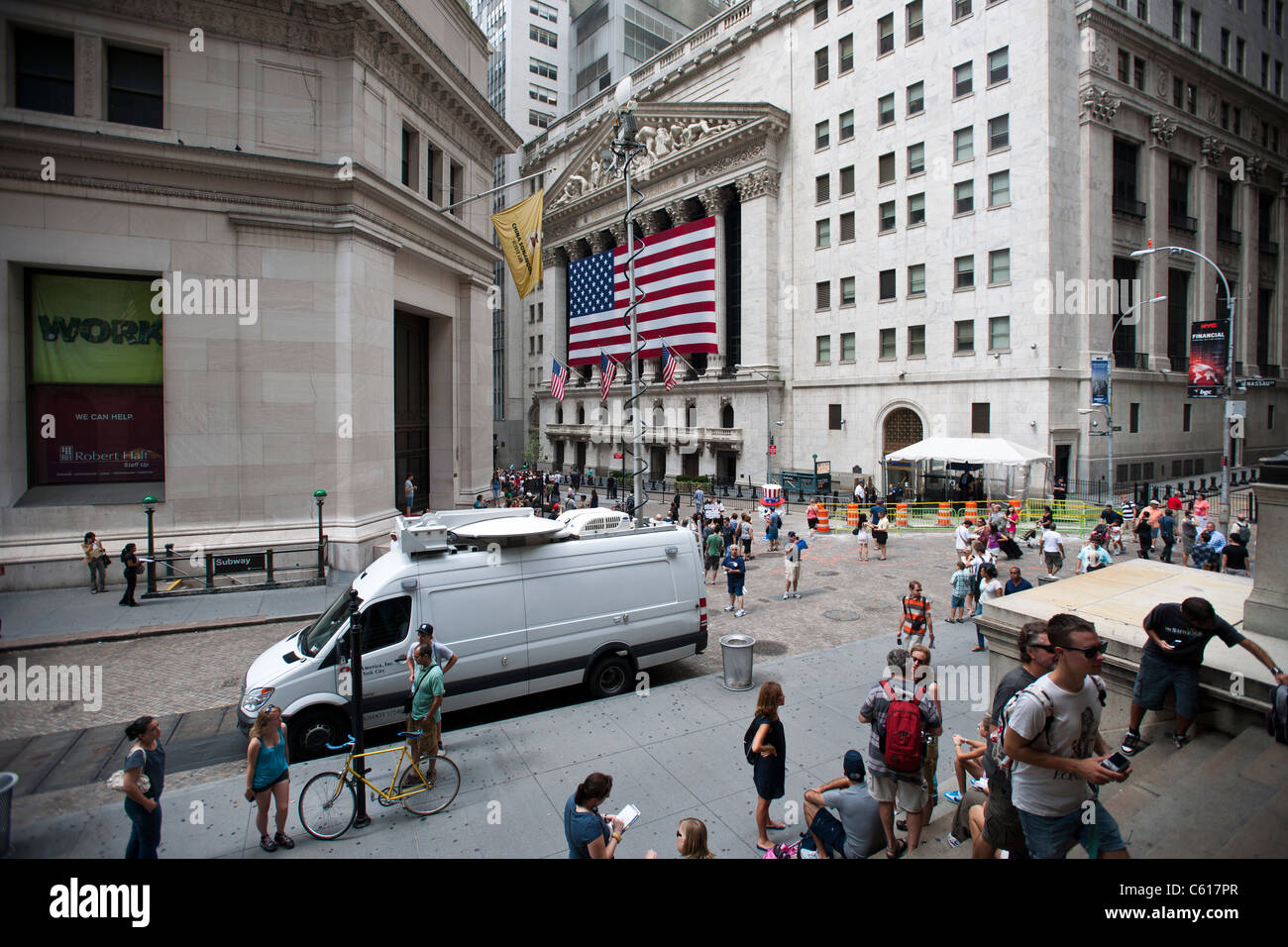 A CNN broadcast van outside the New York Stock Exchange on Broad and ...