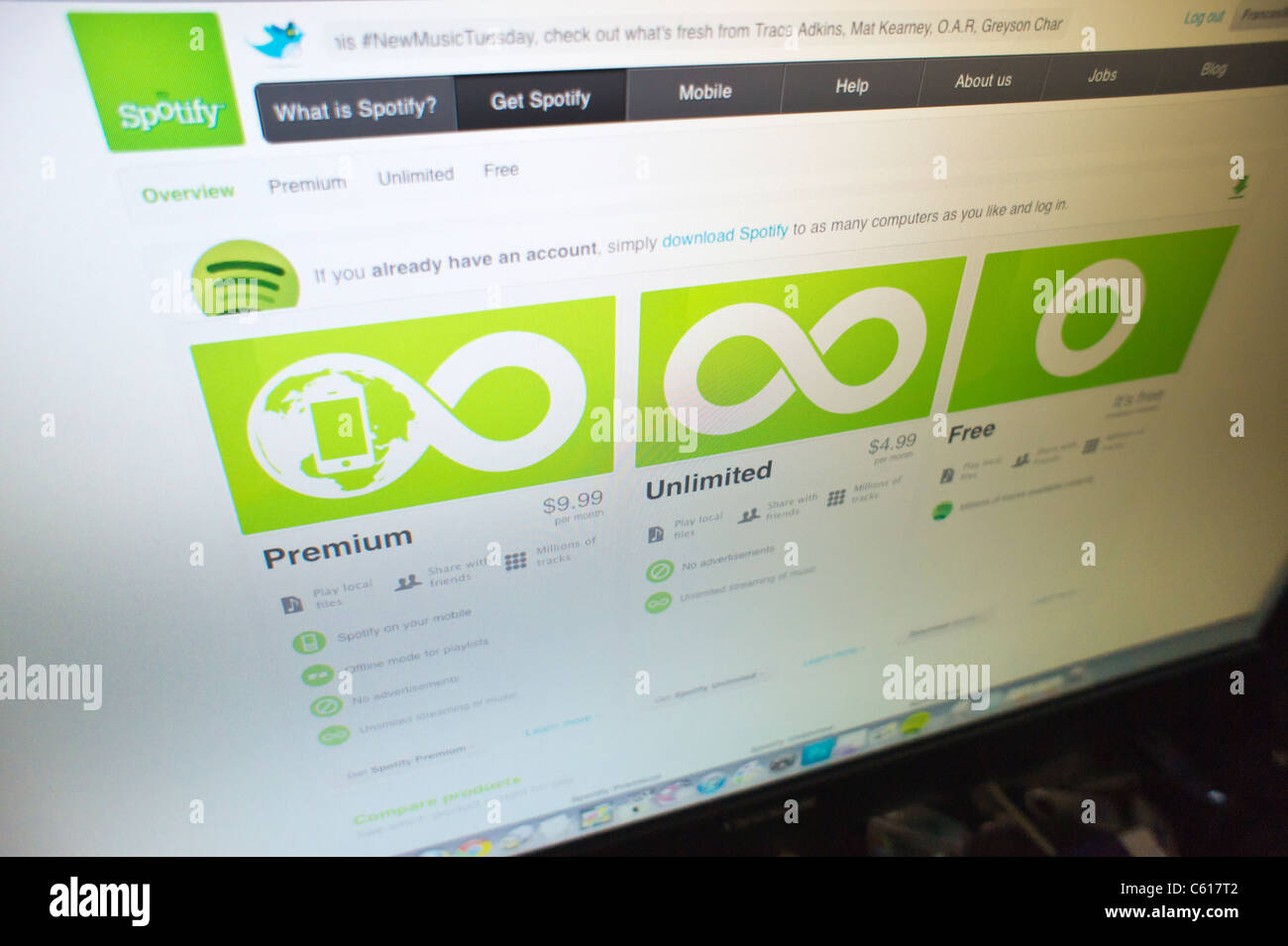 Spotify premium hi-res stock photography and images - Alamy