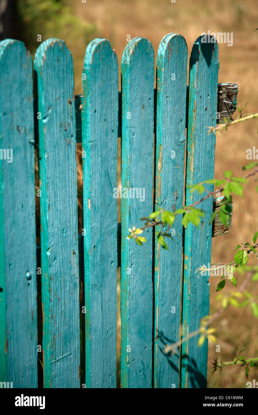 Open gate in a rural setting Stock Photo - Alamy